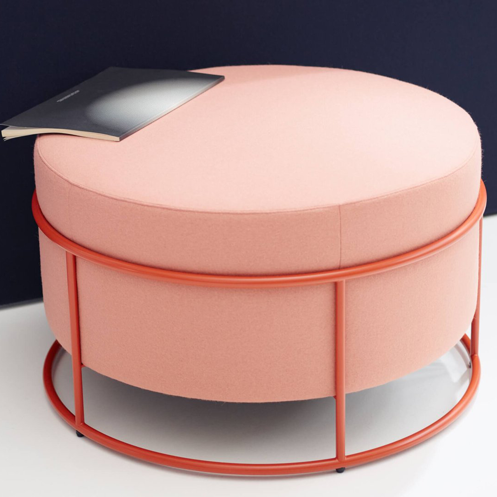 COR Drop Stapelbar 79cm Hocker | Hocker | Stühle | Wohnen | Online-Shop ...